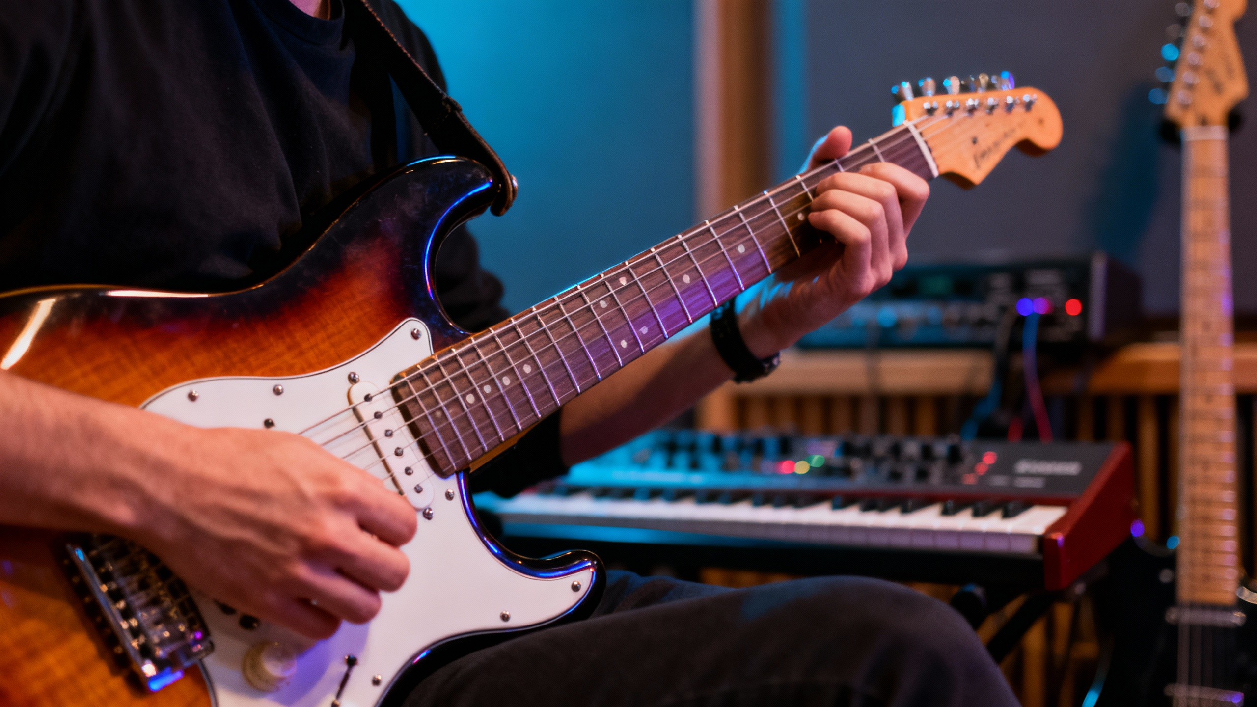 How to Master Smooth Electric Guitar Chord Transitions: Techniques for ...